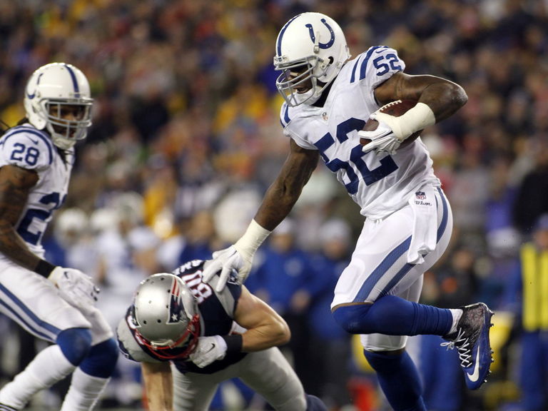 Report: Colts discovered deflated balls after interception | theScore.com