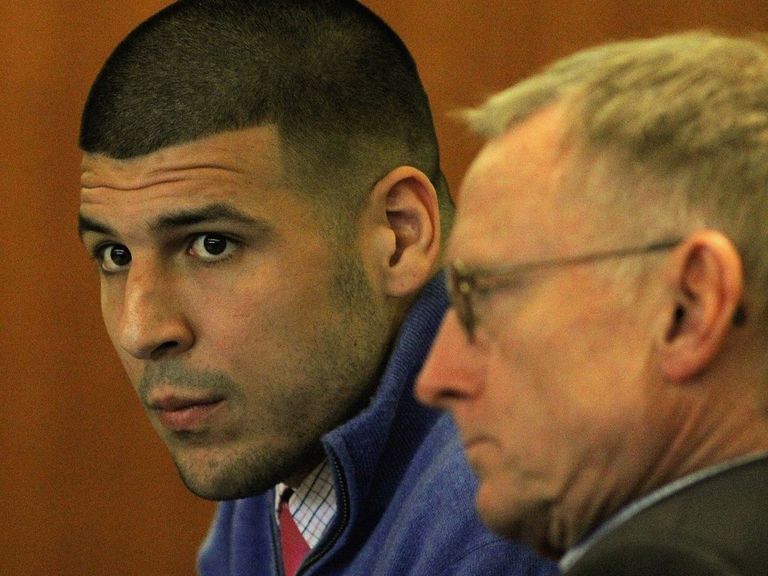 Mom, girlfriend of Hernandez's alleged victim set to testify | theScore.com