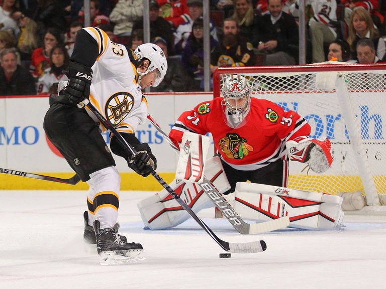 Blackhawks trade Raanta to Rangers for Ryan Haggerty | theScore.com