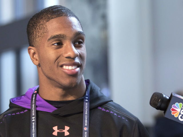 NFL Combine - Day 6: Jones soars to record jump; Waynes pos…